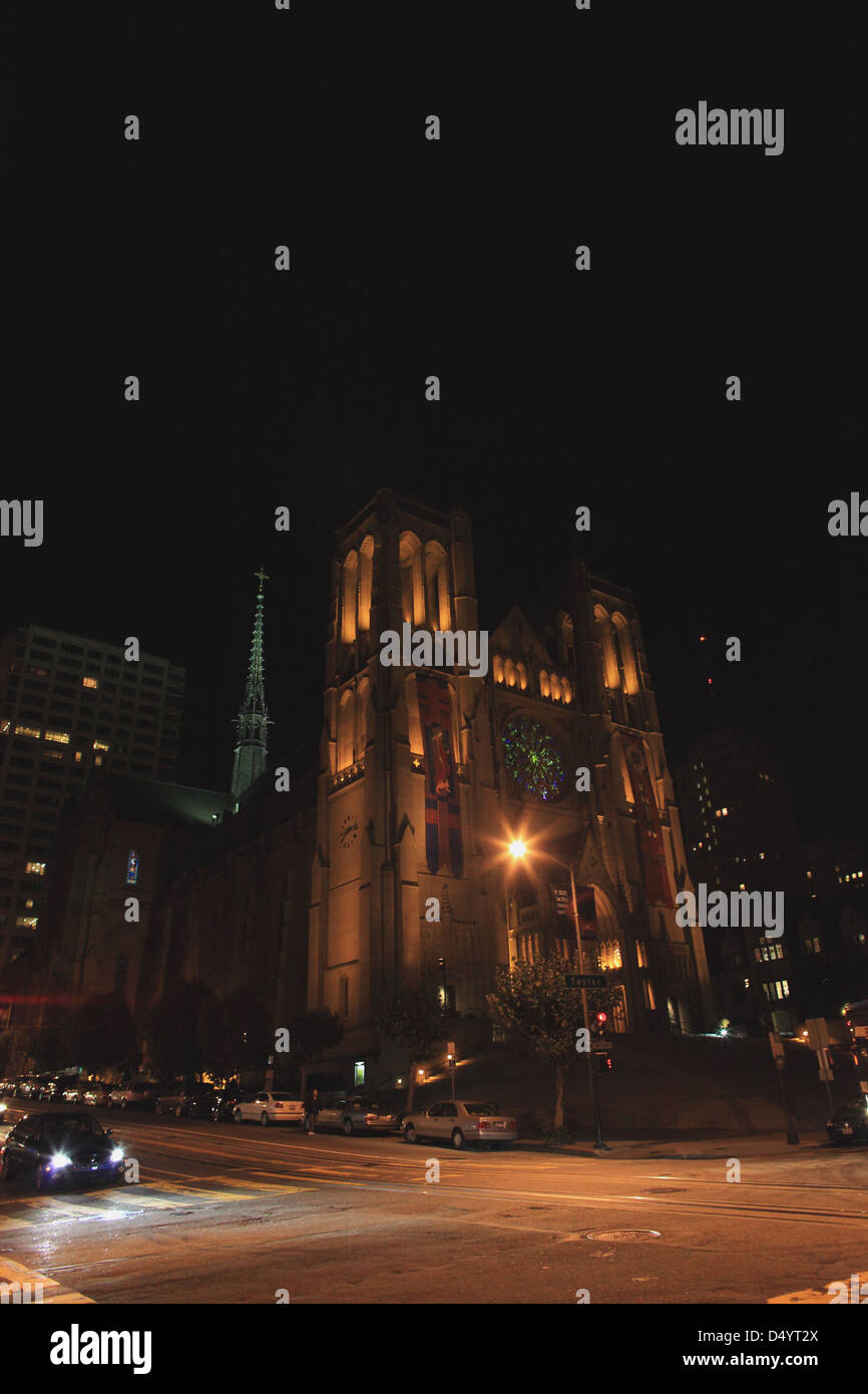 San francisco church night hi-res stock photography and images - Alamy