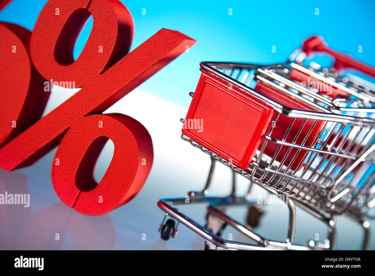 Shopping supermarket cart, percent sign Stock Photo - Alamy