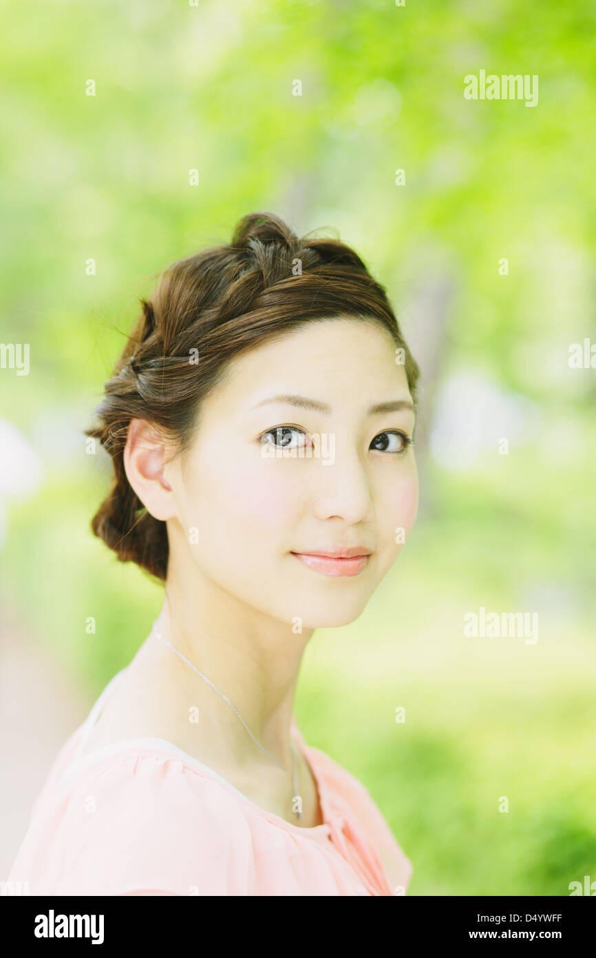 Portrait of a japanese woman hi-res stock photography and images - Alamy