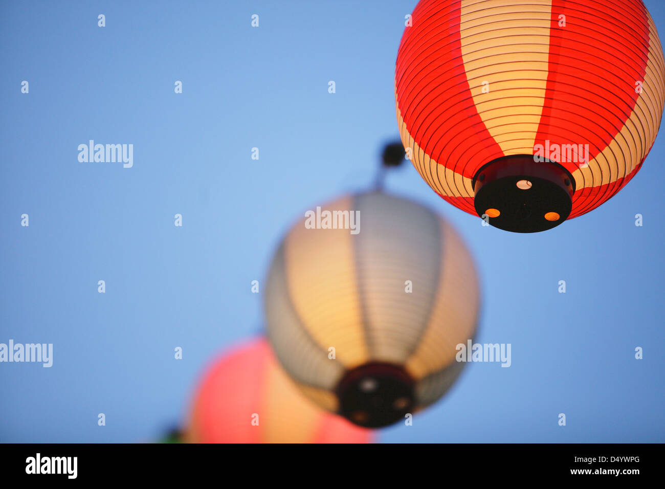 Japanese paper lanterns Stock Photo - Alamy