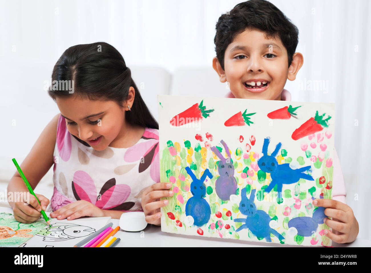 Showing pencil drawings hi-res stock photography and images - Alamy