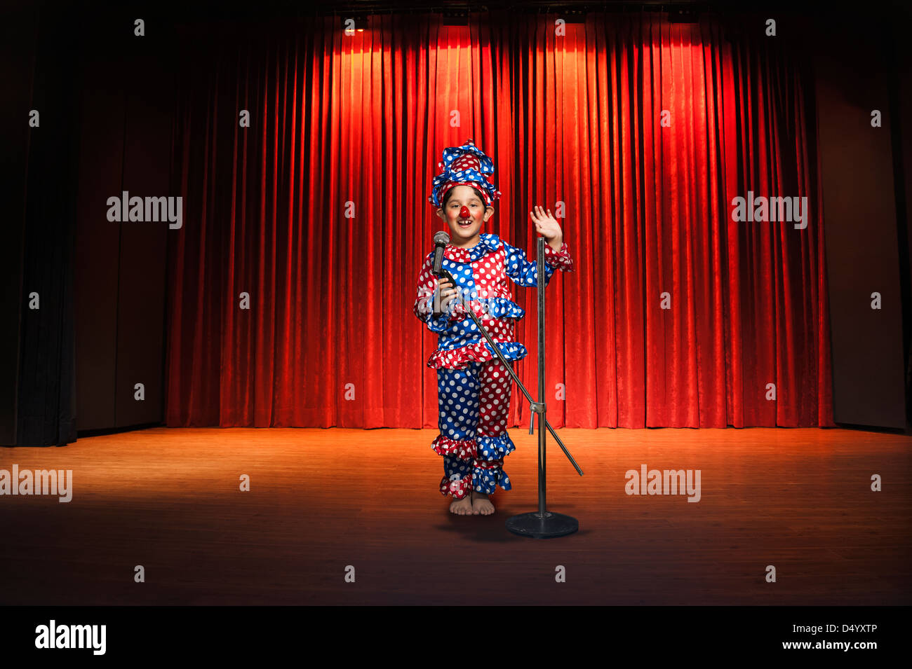 Indian boy singing microphone hi-res stock photography and images - Alamy