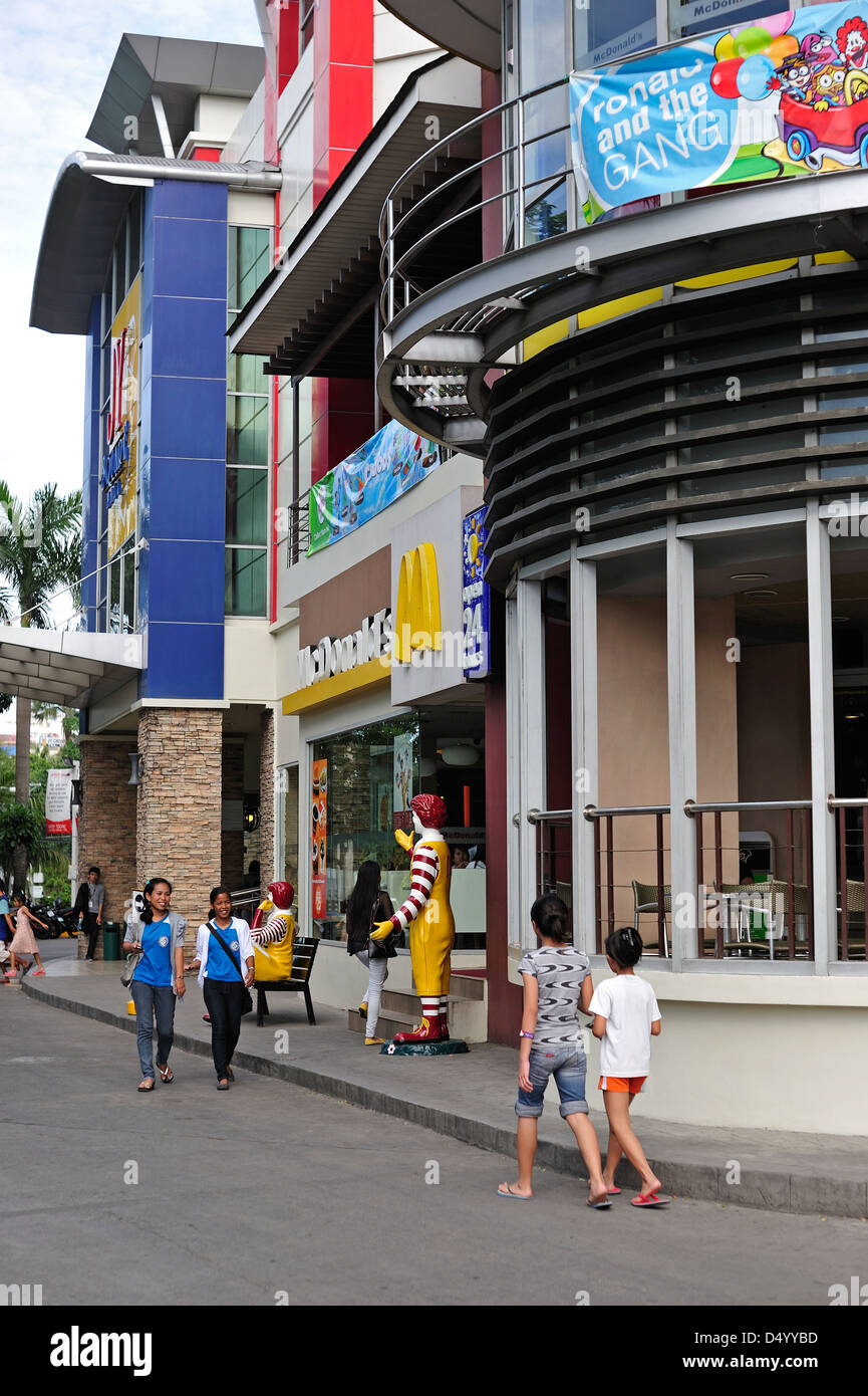 McDonald's Restaurant at JY Mall Lahug Cebu City Philippines Stock ...