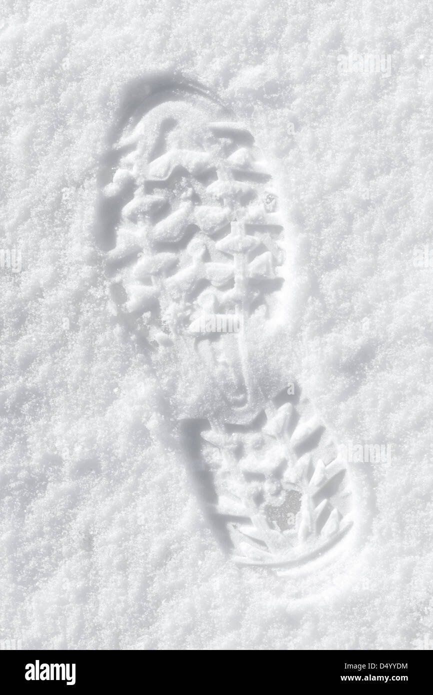 Footprint texture in fresh soft snow Stock Photo - Alamy