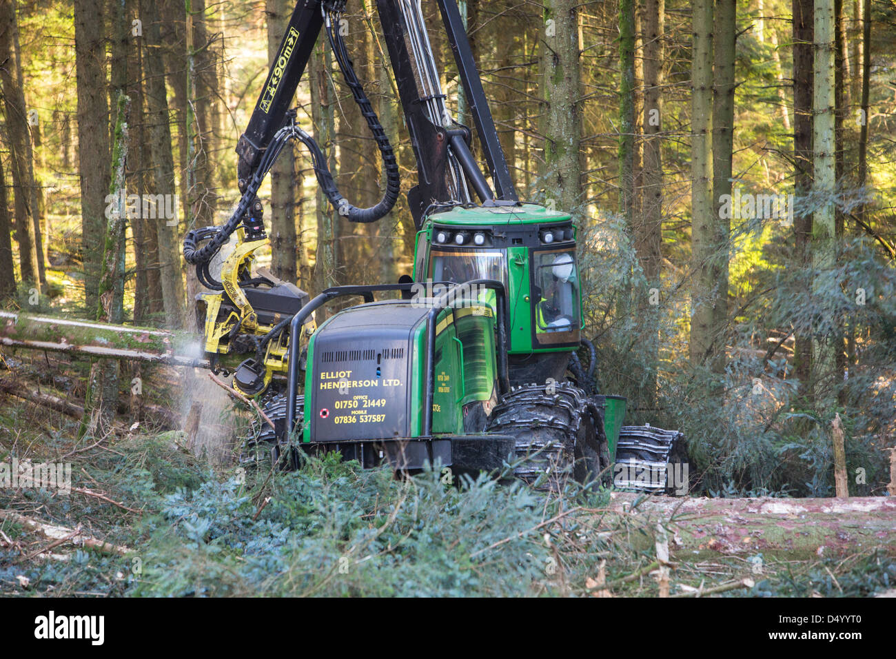 Forwarder tracks hi-res stock photography and images - Alamy