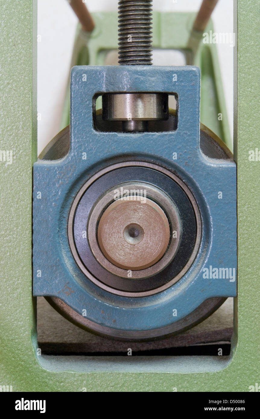 Old iron manual printing hi-res stock photography and images - Alamy