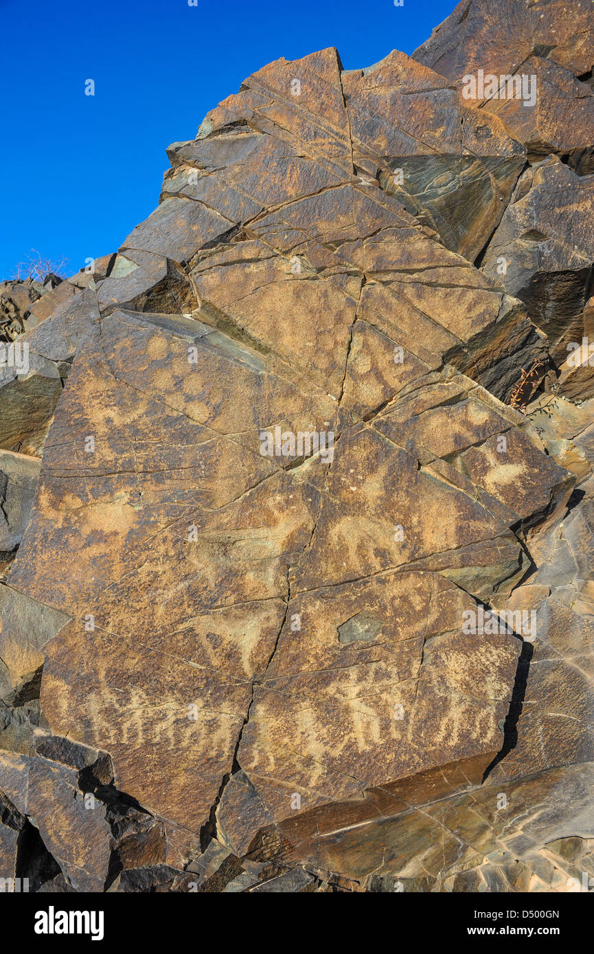 Petroglyphs tamgaly kazakhstan hi-res stock photography and images - Alamy