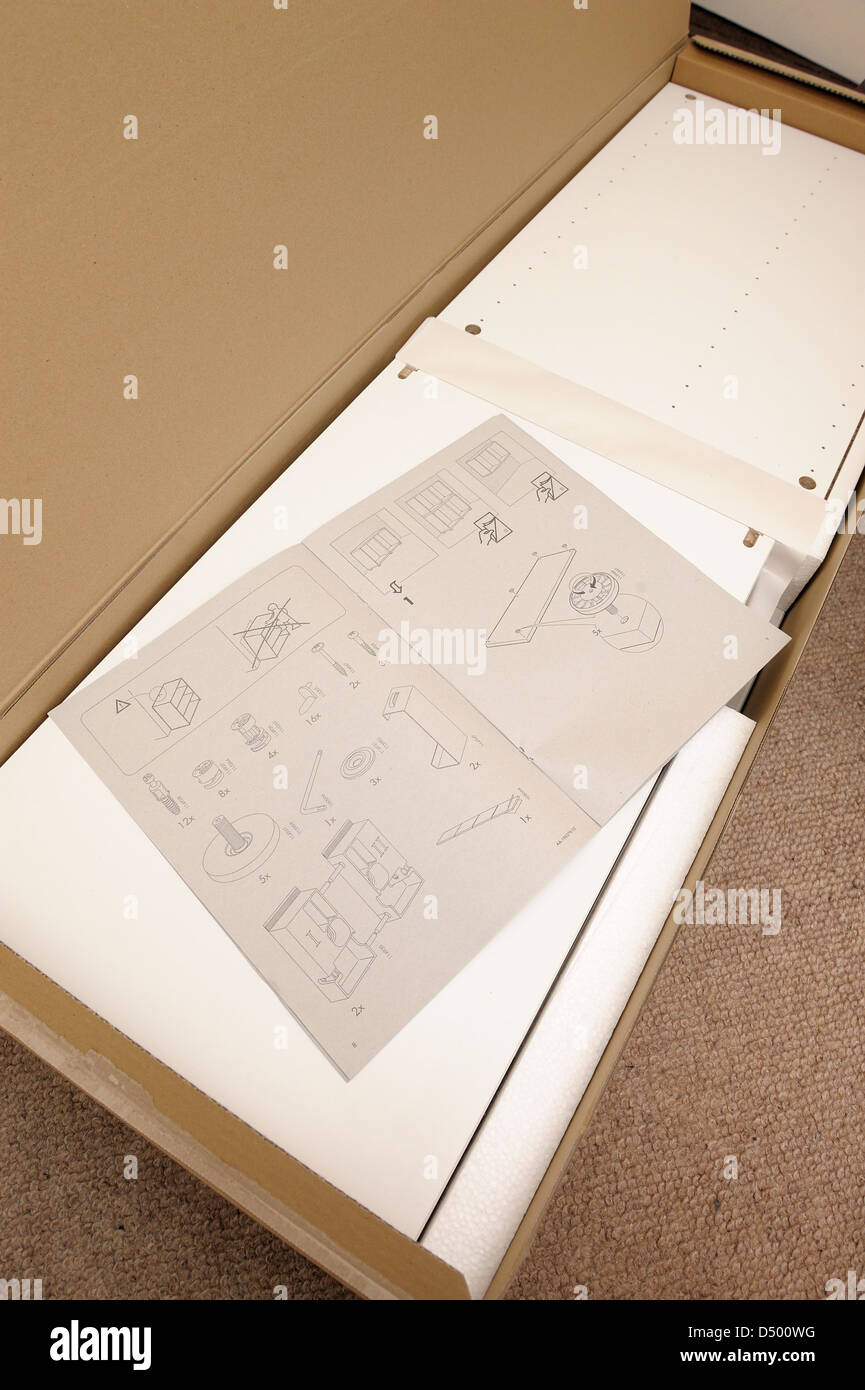 Flat pack furniture hi-res stock photography and images - Alamy