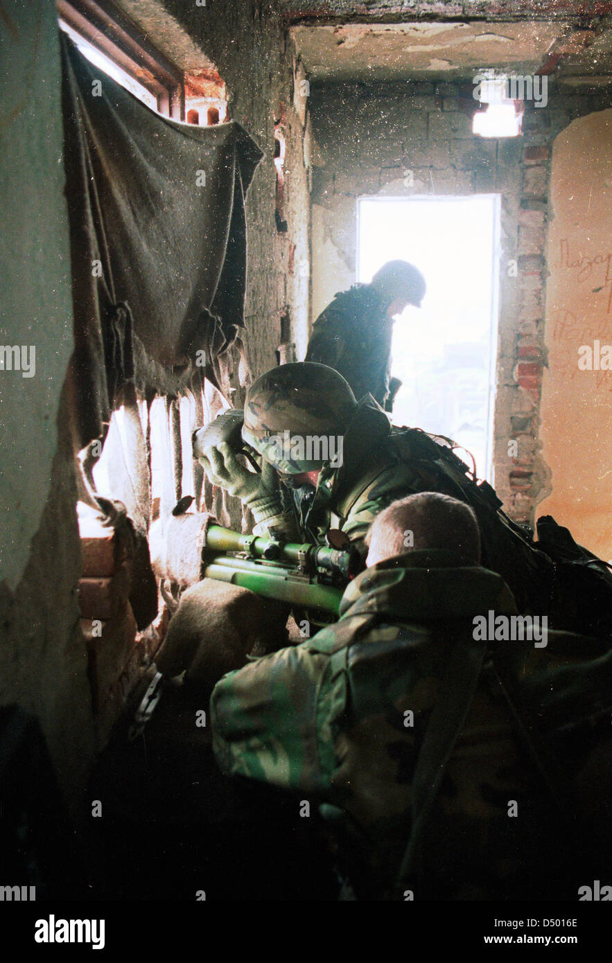 Ifor troops hi-res stock photography and images - Alamy