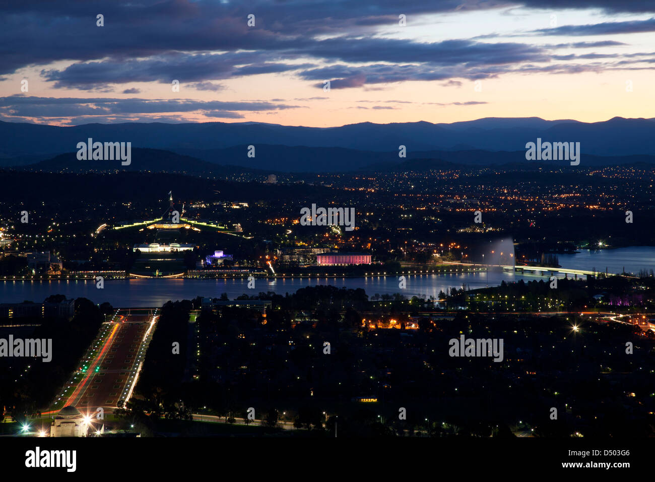 Parliament house australia fountain hi-res stock photography and images - Alamy
