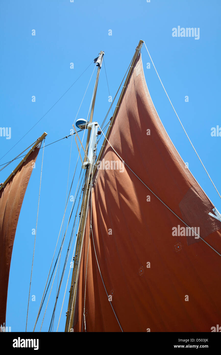 Brown sails on Yacht Stock Photo - Alamy