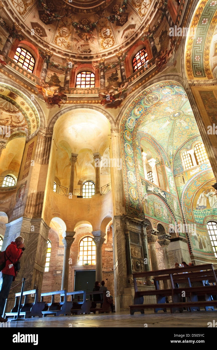 Italy, Emilia Romagna, Ravenna, San Vitale Basilica, Interior View Stock Photo - Alamy