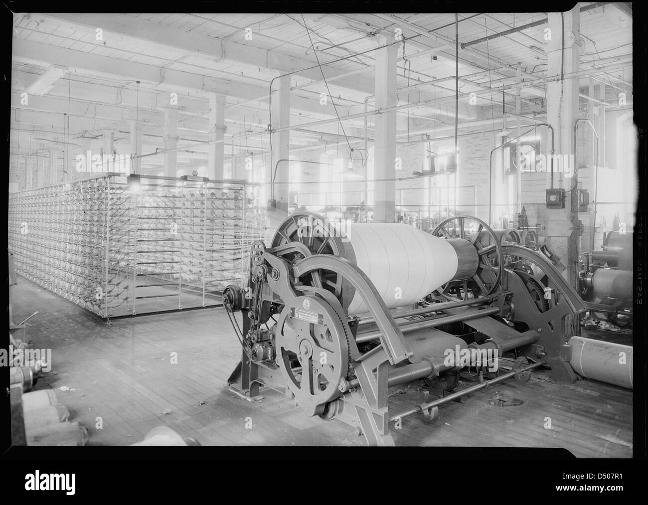 20th large factory machine hi-res stock photography and images - Alamy