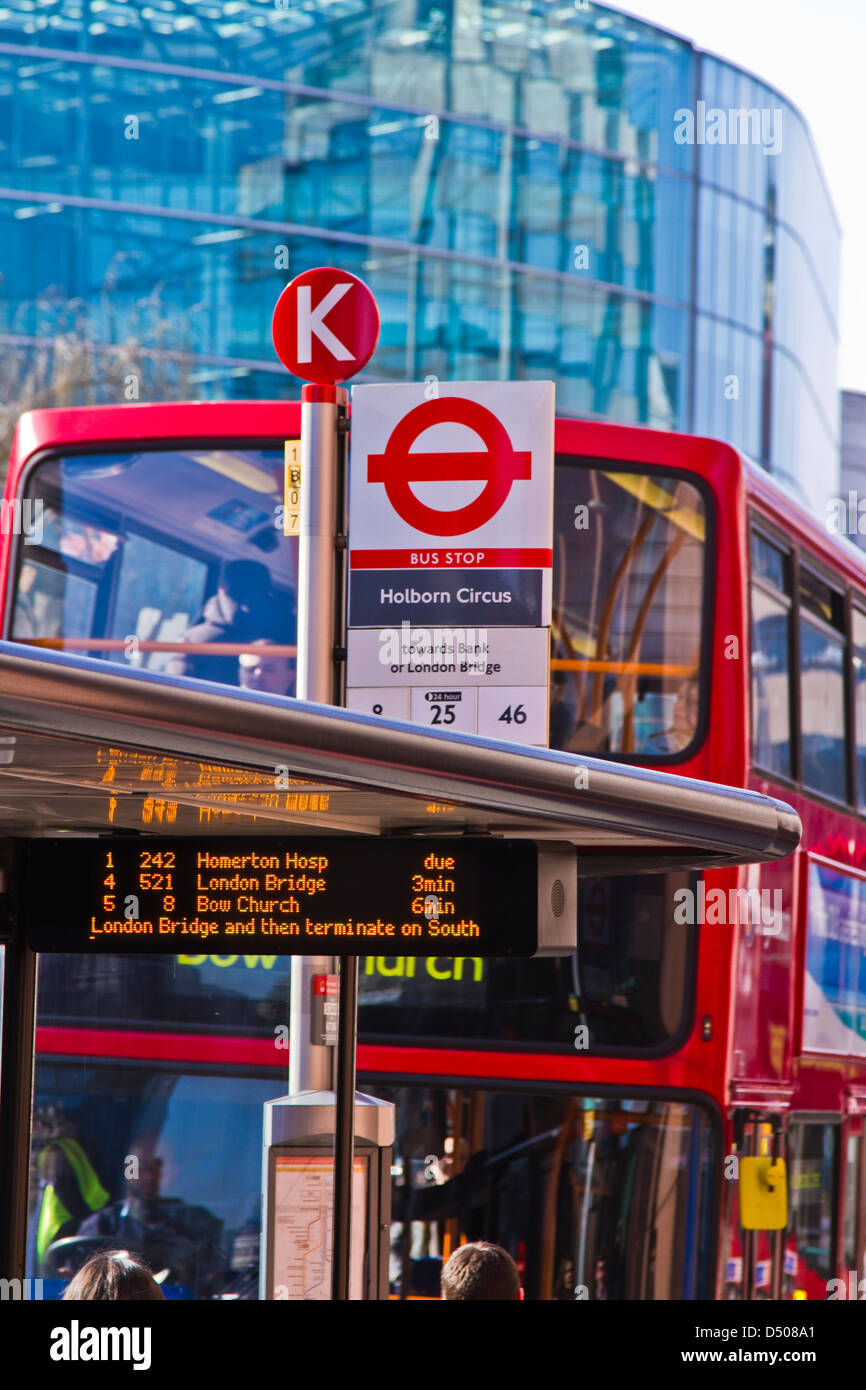 Holborn circus bus stop Stock Photo - Alamy