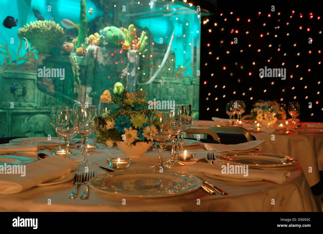 Fine dining location hi-res stock photography and images - Alamy