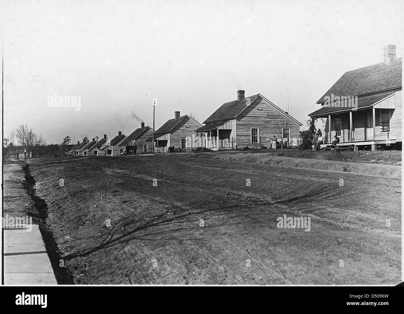 A row of houses of the cotton mill people. Lydia Mills. Clinton, S.C ...