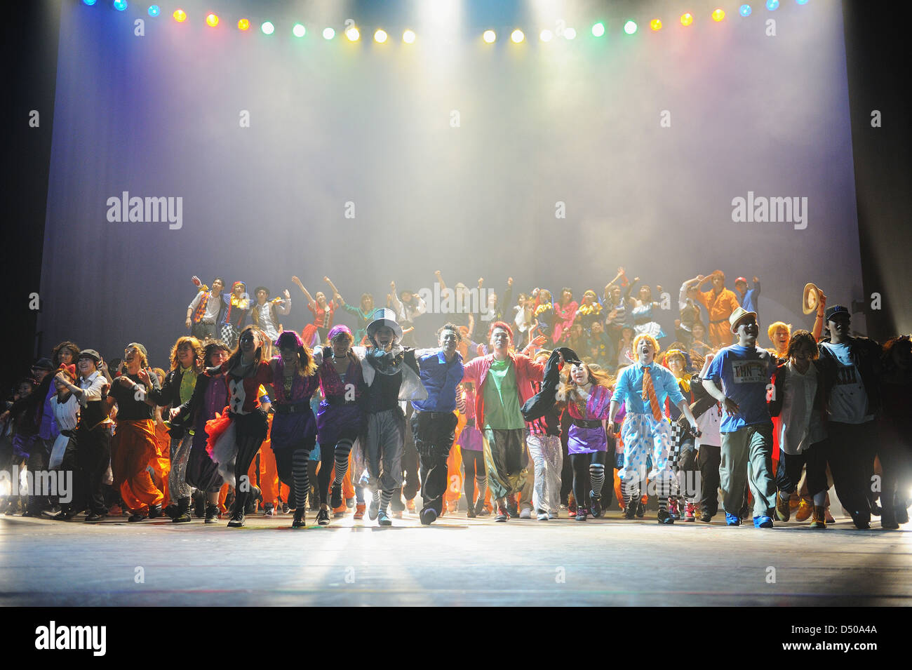 Group of dancers performing Stock Photo - Alamy