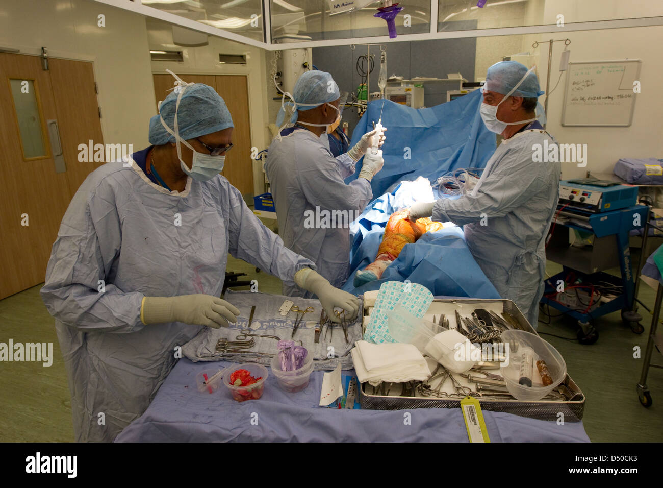 Nhs knee operation hi-res stock photography and images - Alamy