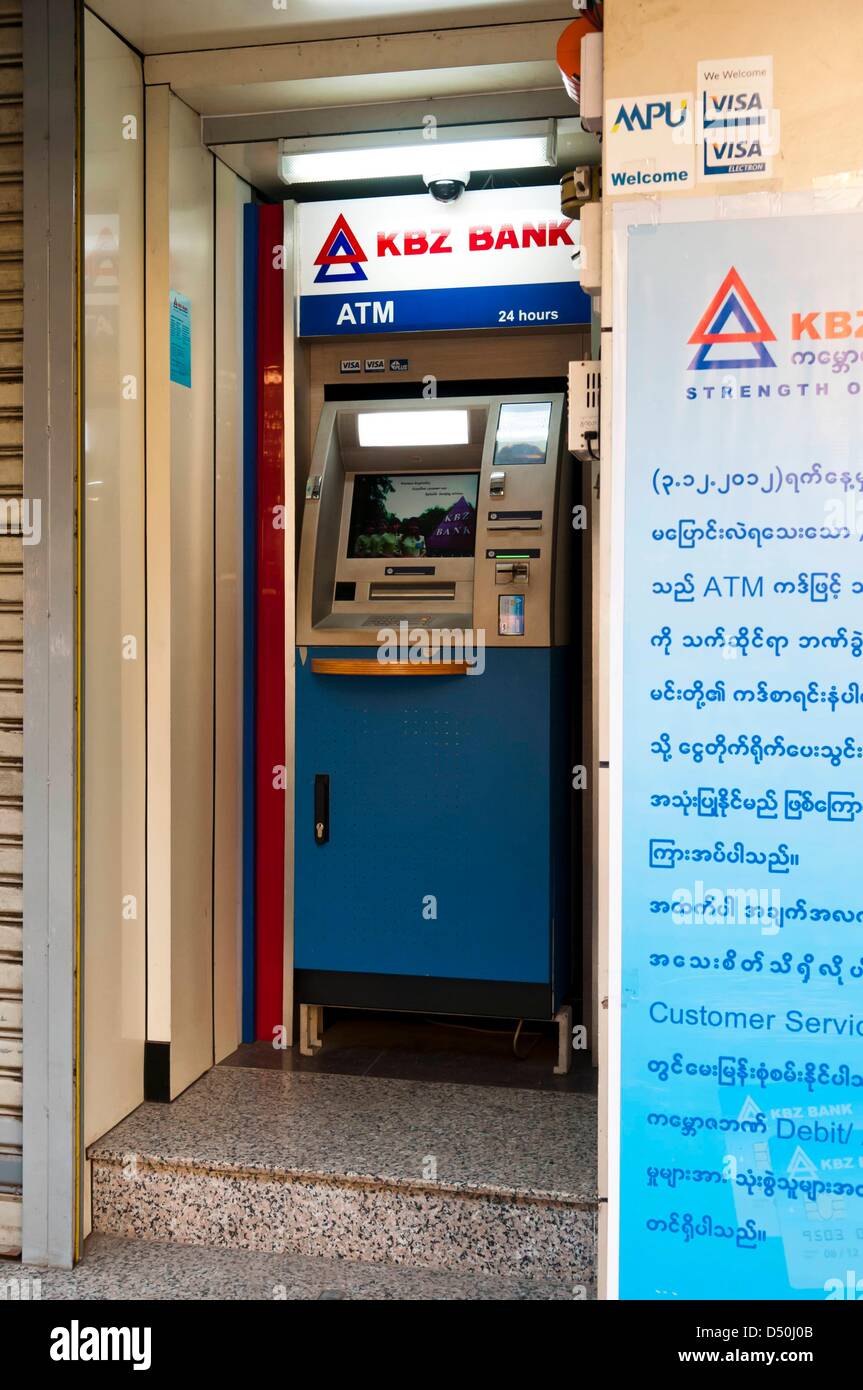 Myanmarisch High Resolution Stock Photography and Images - Alamy