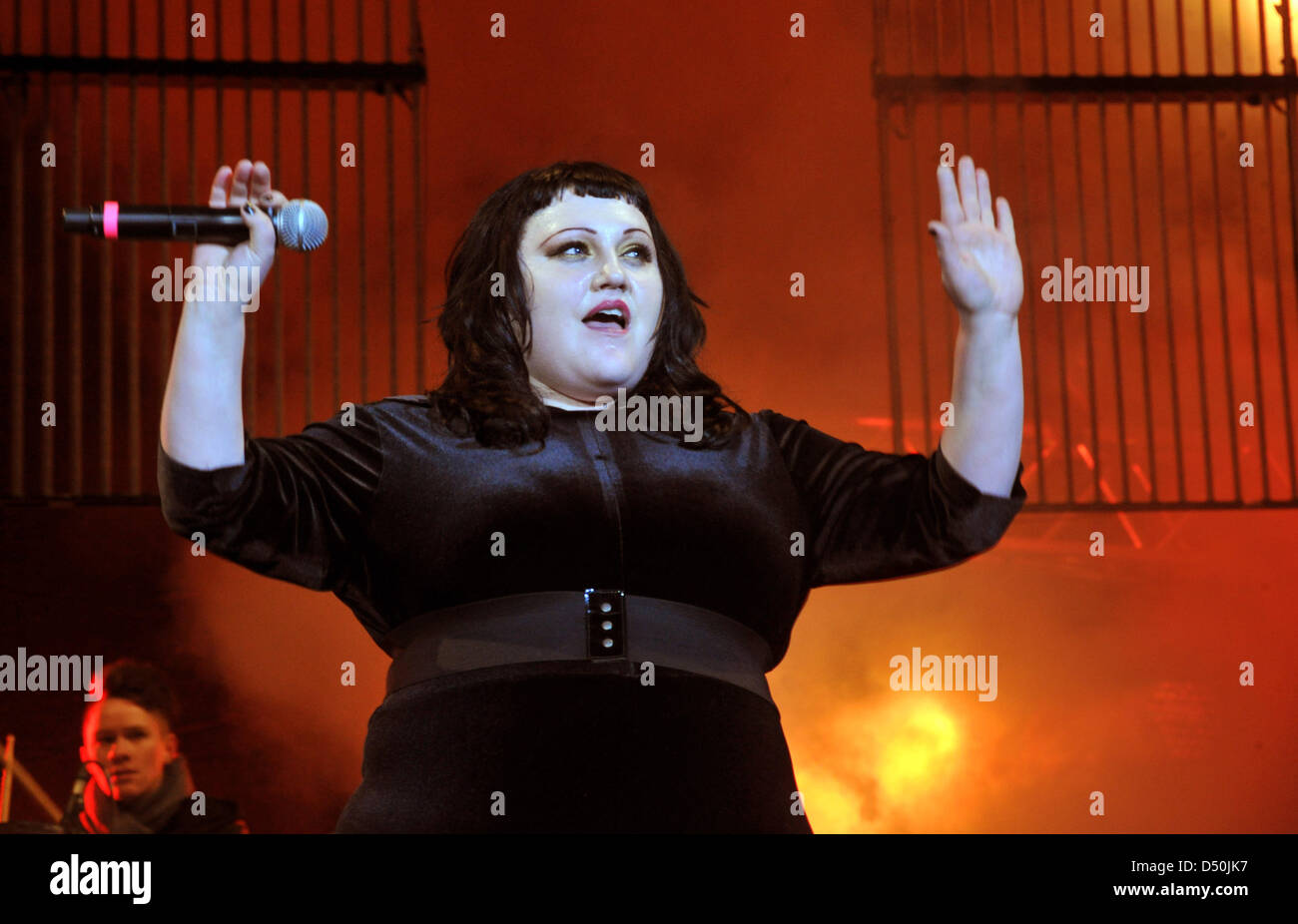 Us rock band gossip singer beth ditto hi-res stock photography and ...