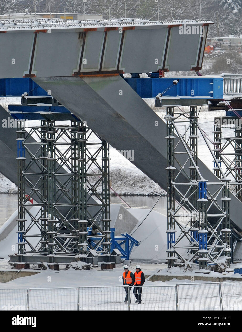 The heavy pre-assembled bridge for the Waldschloesschen Bridge arch is ...