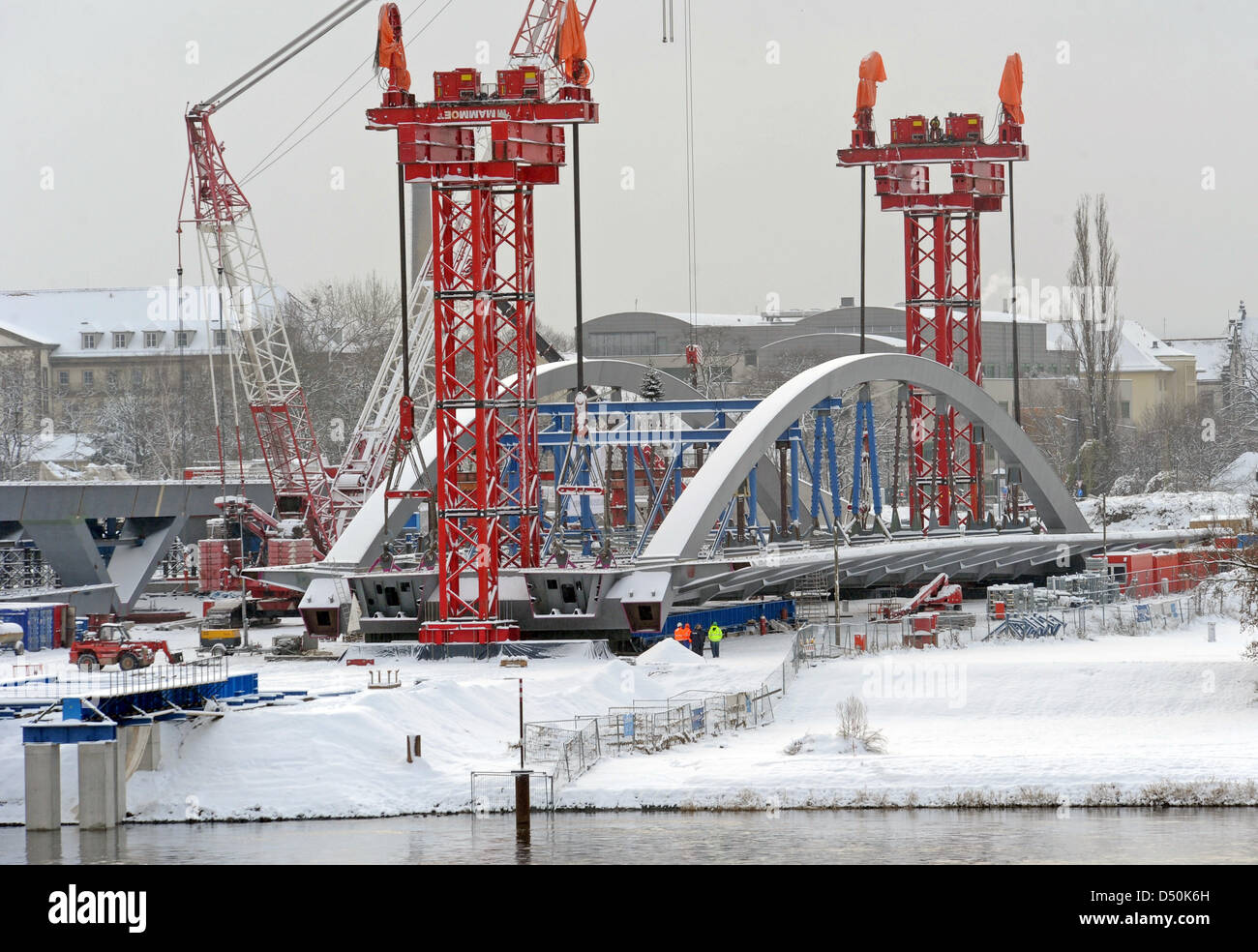 The heavy pre-assembled bridge for the Waldschloesschen Bridge arch is ...