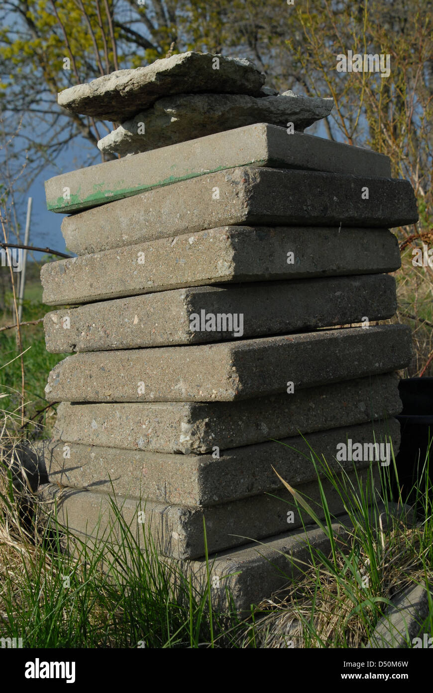 Natural paving stone slabs hi-res stock photography and images - Alamy
