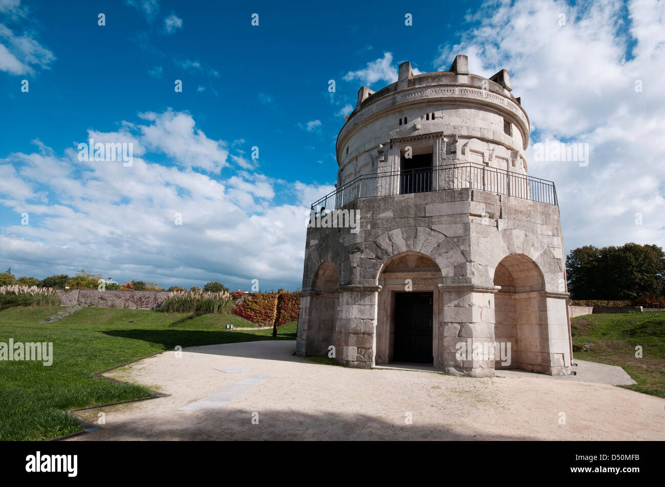 The mausoleum of theoderic or mausoleo di teodorico hi-res stock photography and images - Alamy