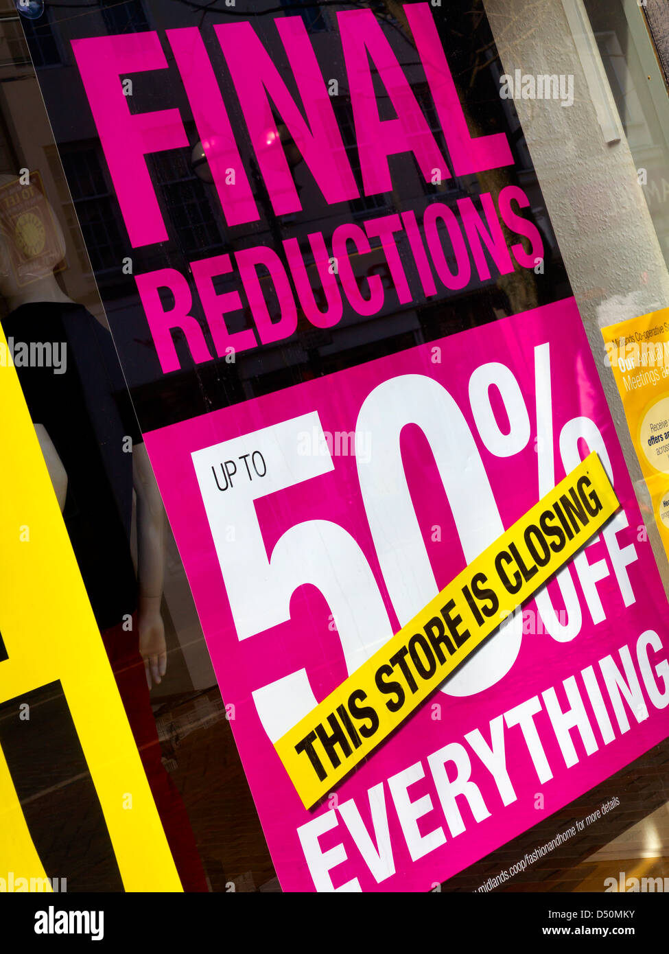 Everything Must Go Sign Amazon.com : P15SCE Store Closing Everything