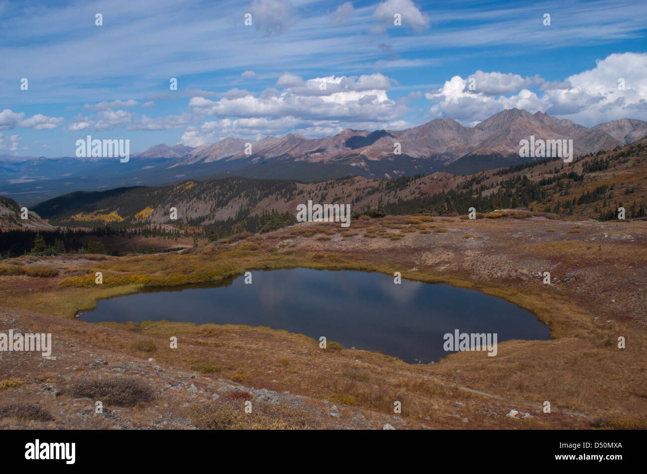 Mountains above timberline hi-res stock photography and images - Alamy