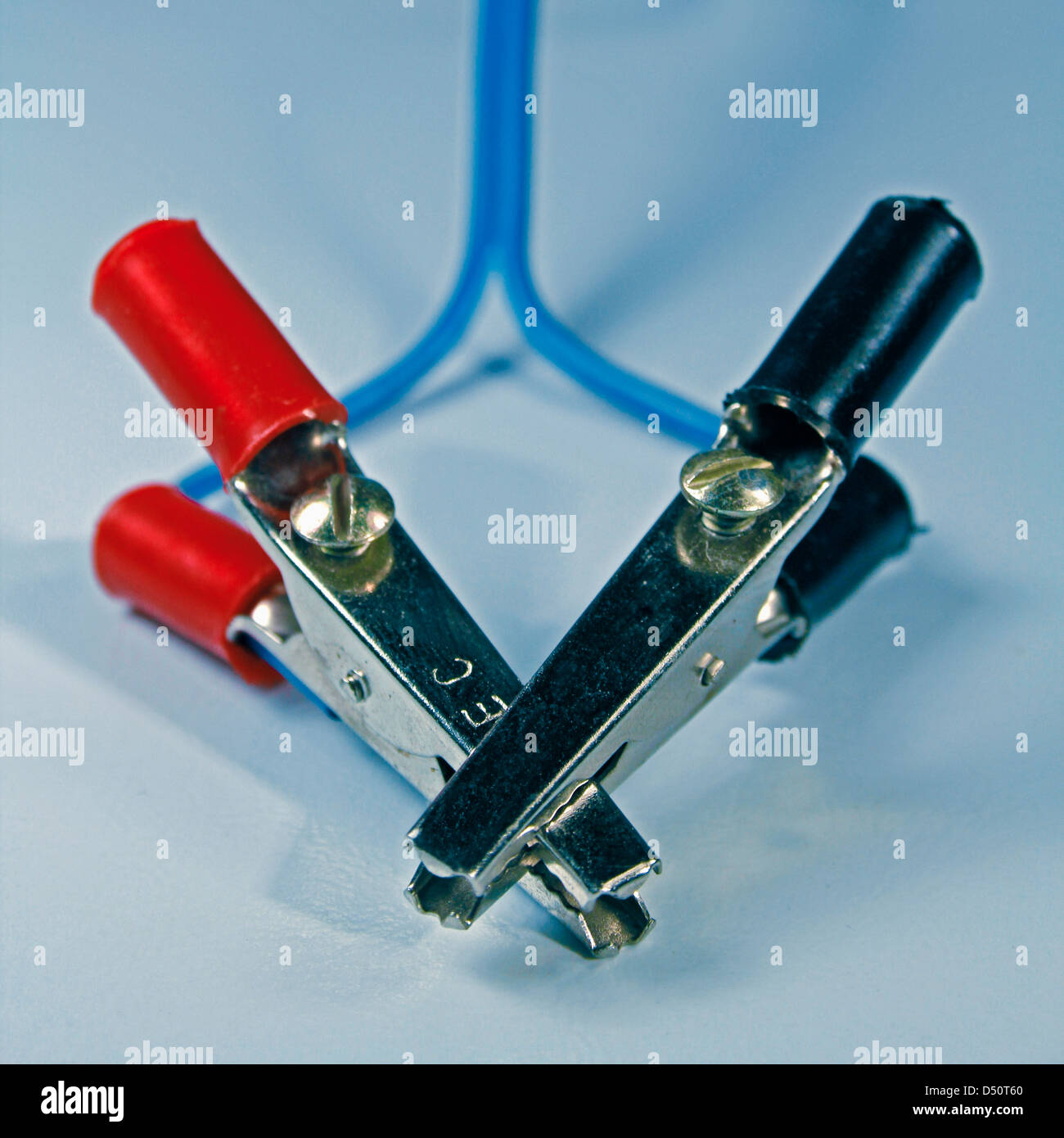 Jumper leads, Electric Clamps Stock Photo - Alamy