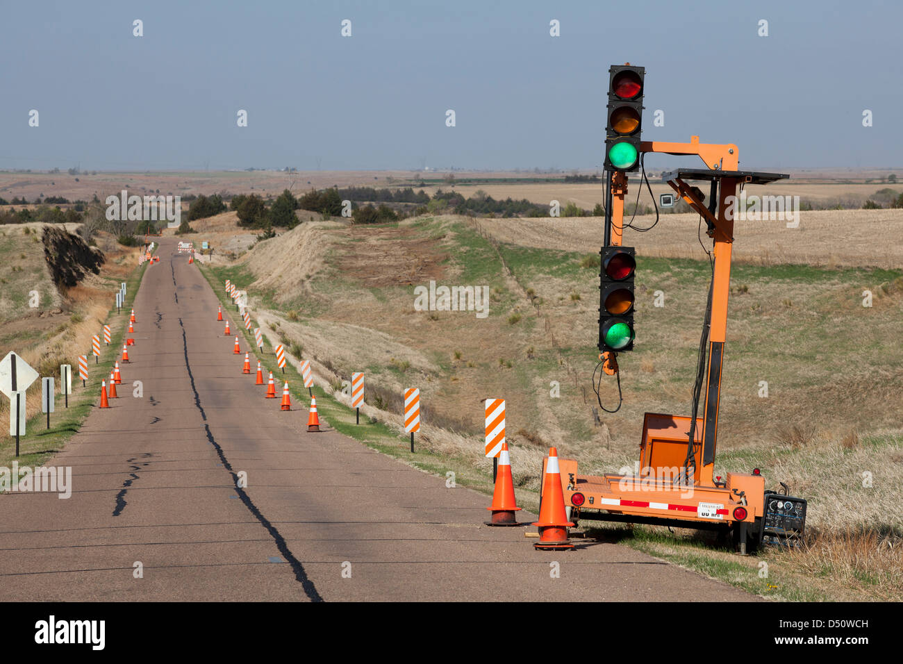 Green traffic light image hi-res stock photography and images - Alamy