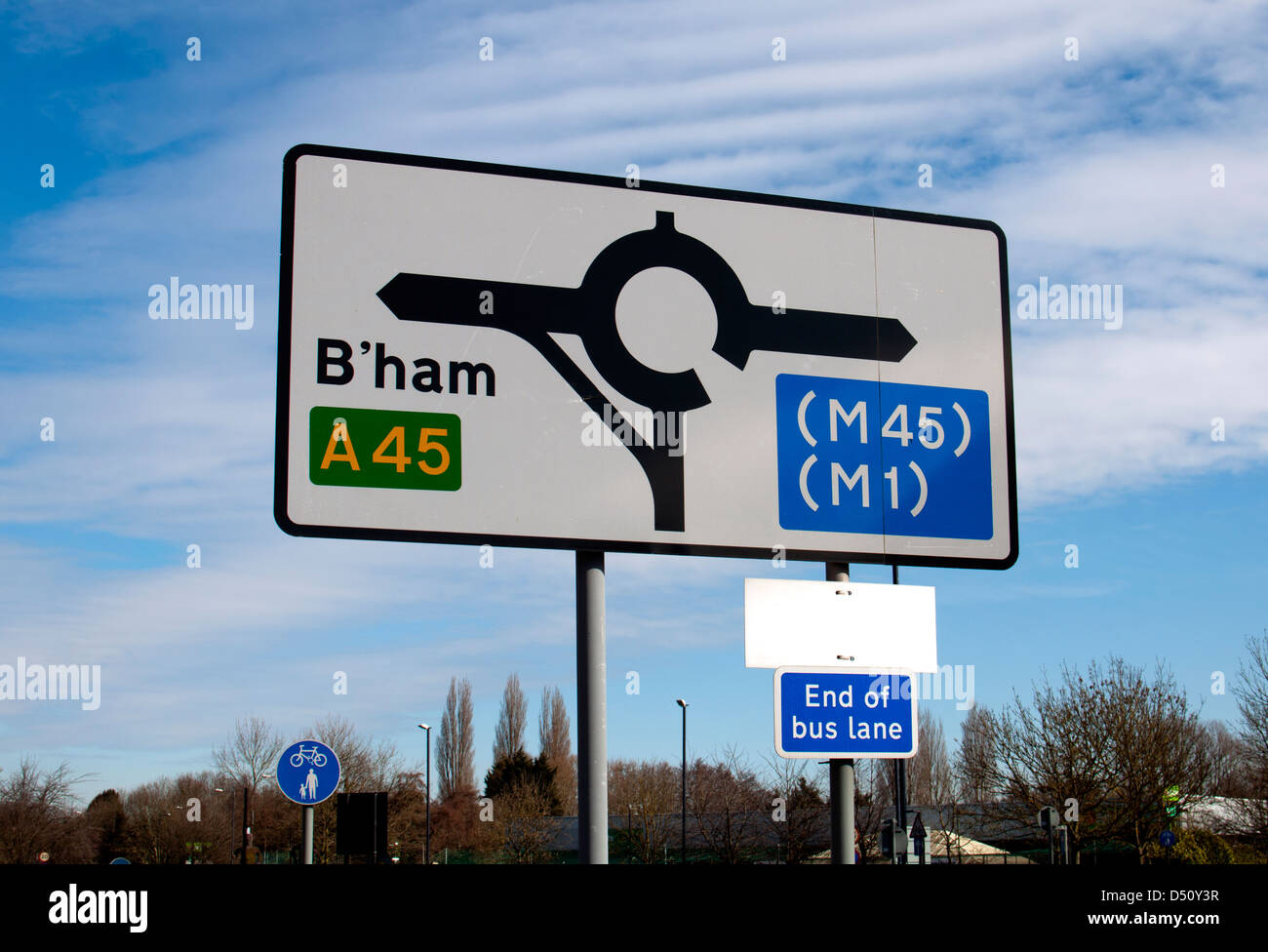 Roundabout Sign Uk Stock Photos & Roundabout Sign Uk Stock Images - Alamy