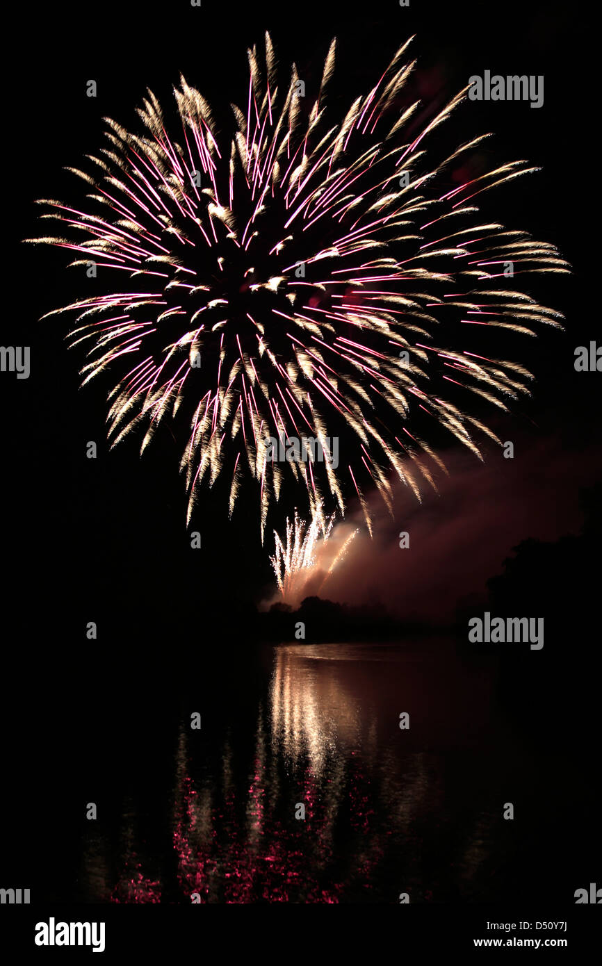 Generic fireworks display Stock Photo - Alamy
