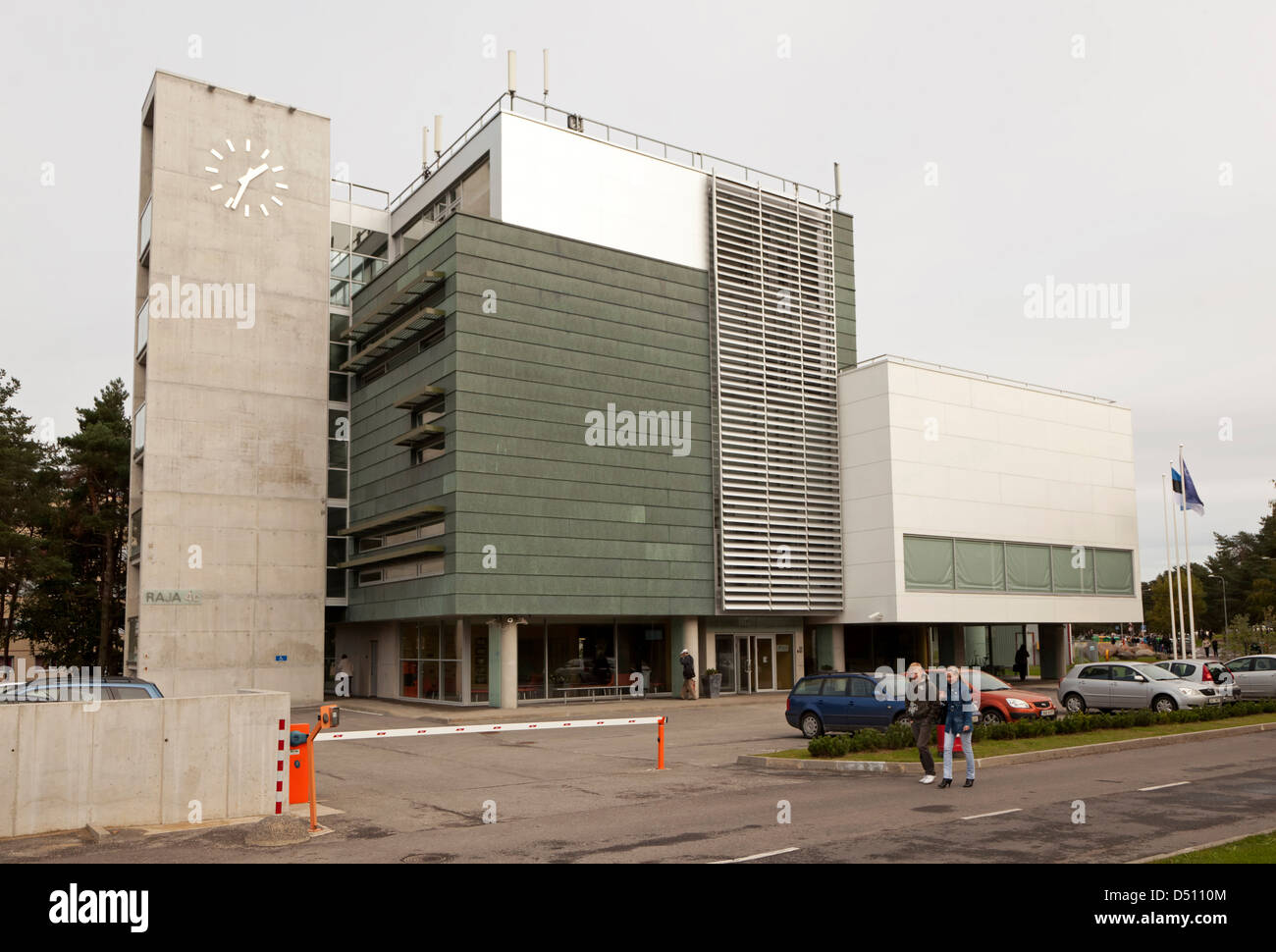 College buildings hi-res stock photography and images - Alamy