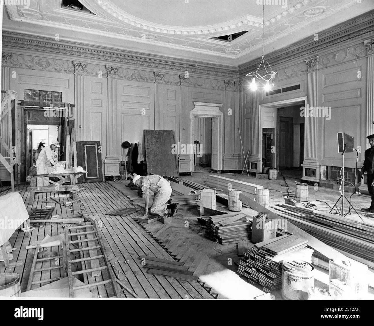 View presidential house in Black and White Stock Photos & Images - Alamy