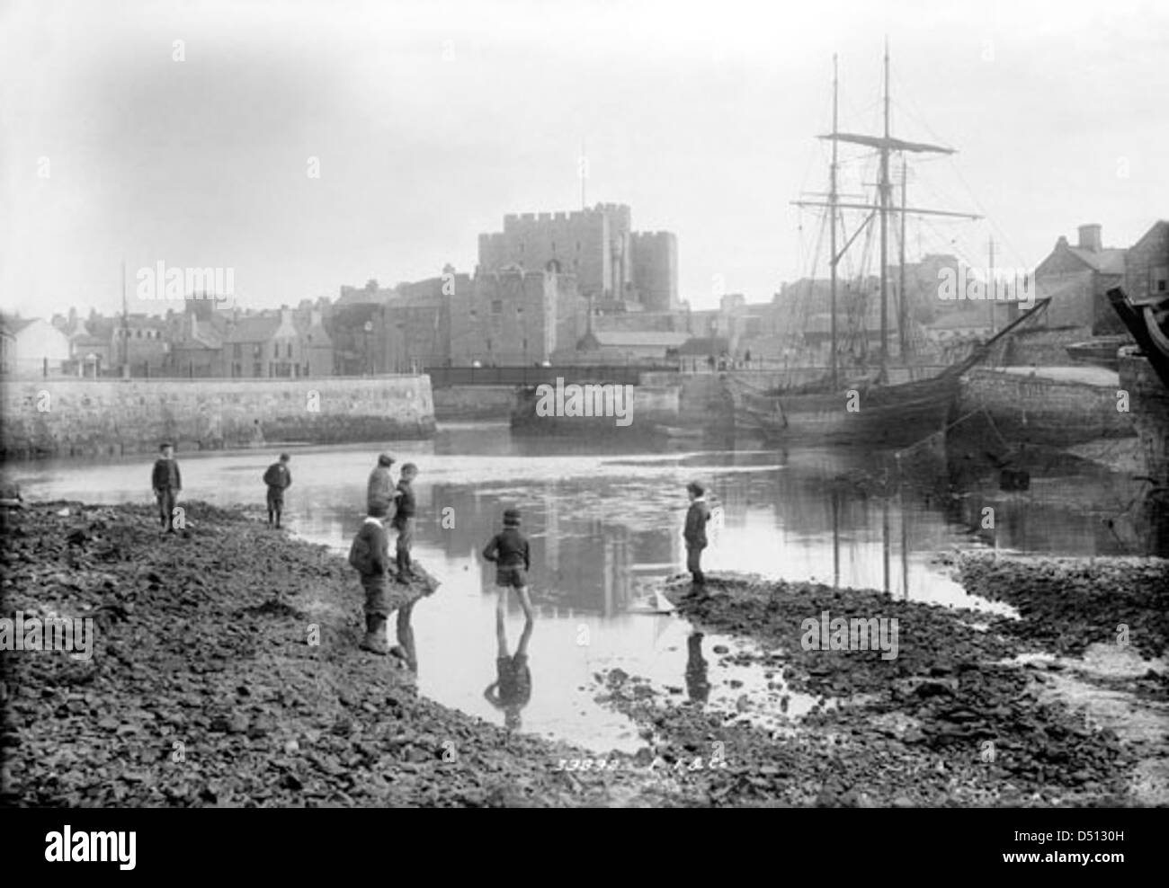 Castletown harbour Black and White Stock Photos & Images - Alamy