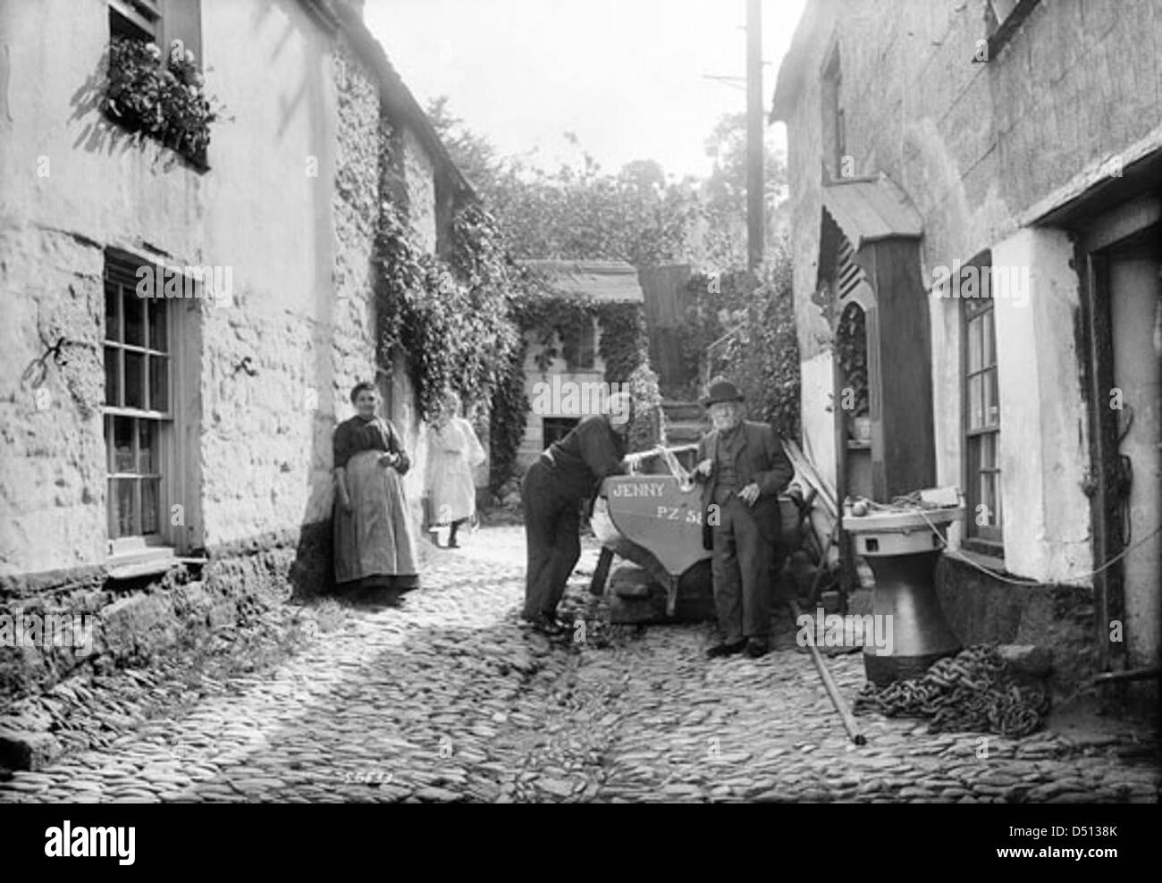 Photo depicting scene in Black and White Stock Photos & Images - Alamy