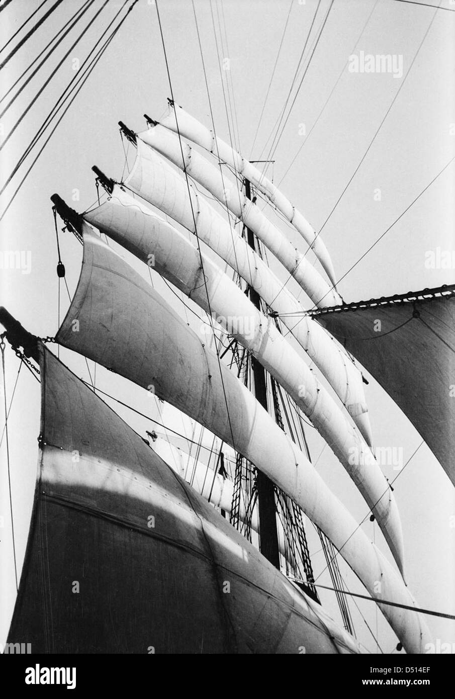 Mainmast hi-res stock photography and images - Alamy