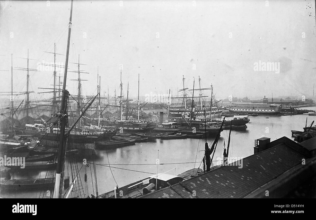 This photograph shows sailing ships and the HMS 'President,' a 58-gun ...