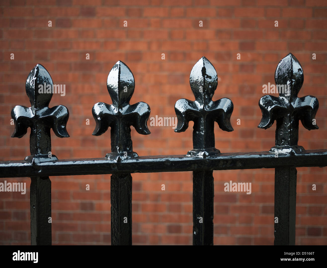 Metal railing hi-res stock photography and images - Alamy