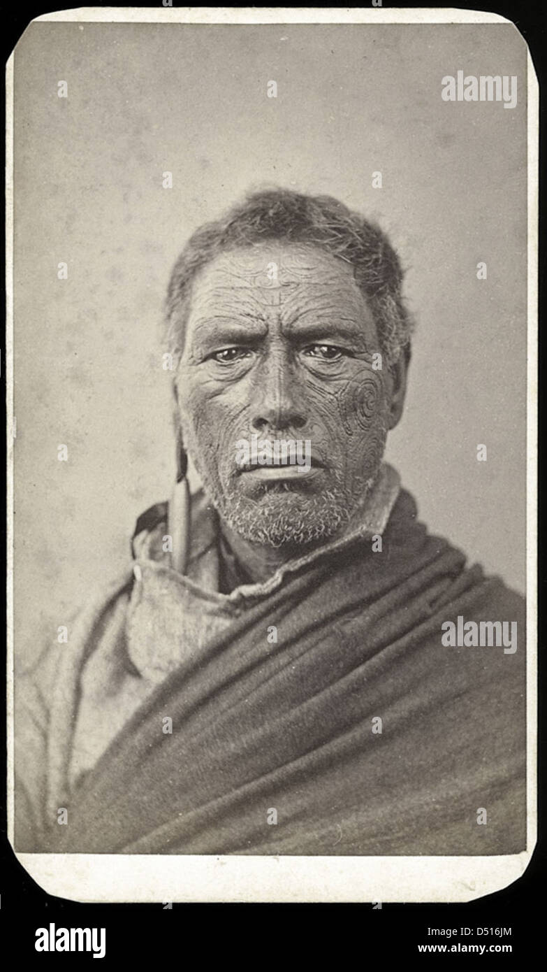 Maori chief from new zealand hi-res stock photography and images - Alamy