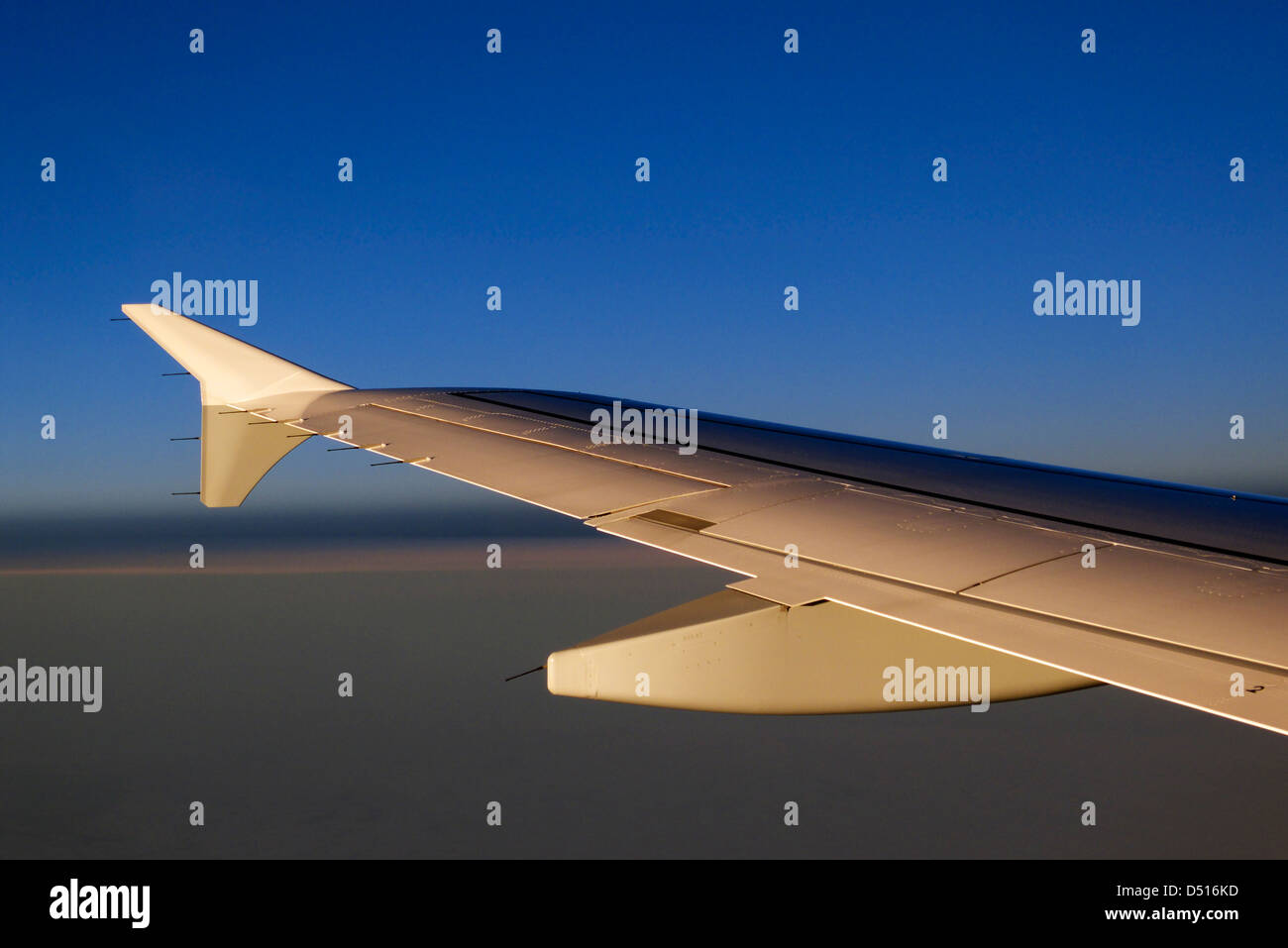 Aircraft passenger plane flying in hi-res stock photography and images ...