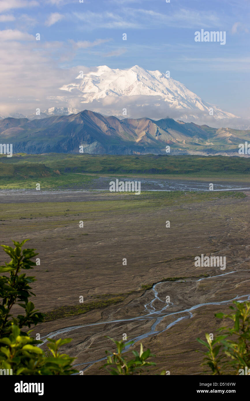 Alaska in the far north west of america hi-res stock photography and ...