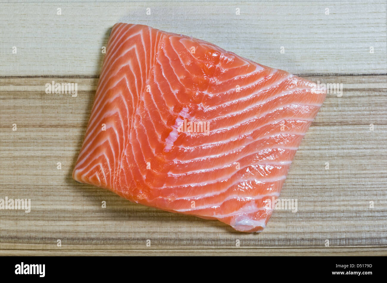 raw salmon wood table Stock Photo - Alamy