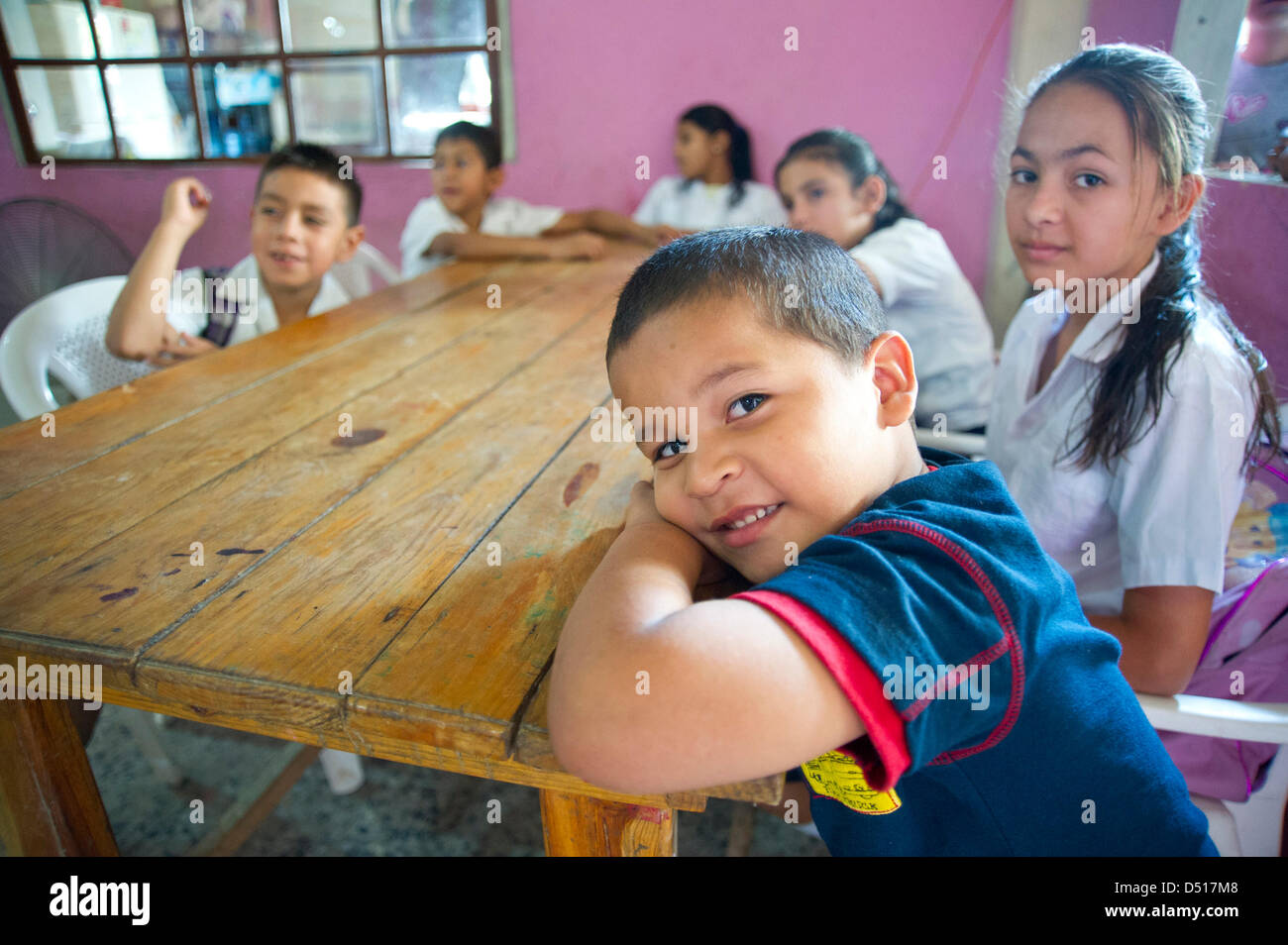 Honduras children school hi-res stock photography and images - Alamy