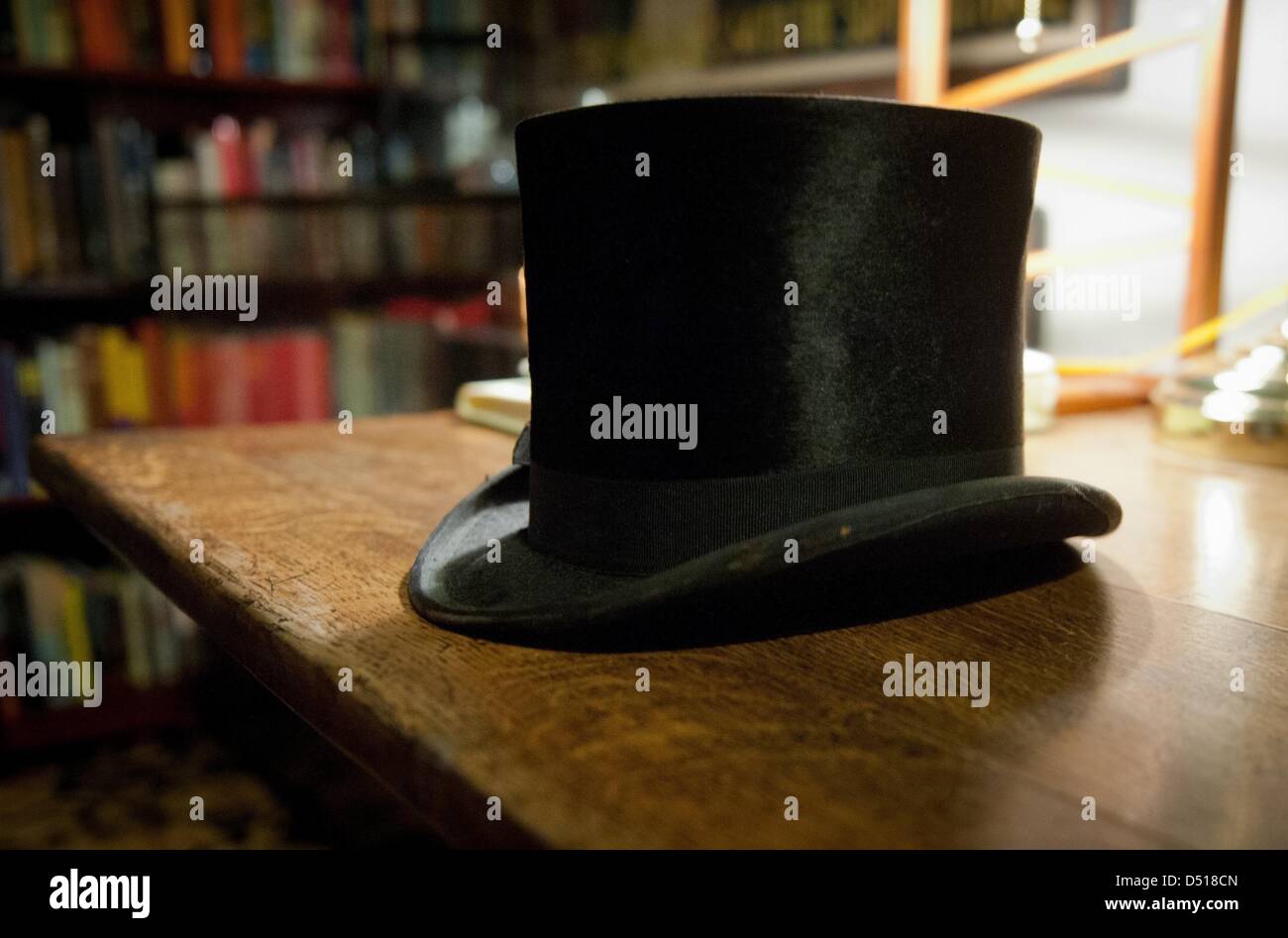 March 20, 2013 - Manhattan, New York, U.S. - A top hat on display ...
