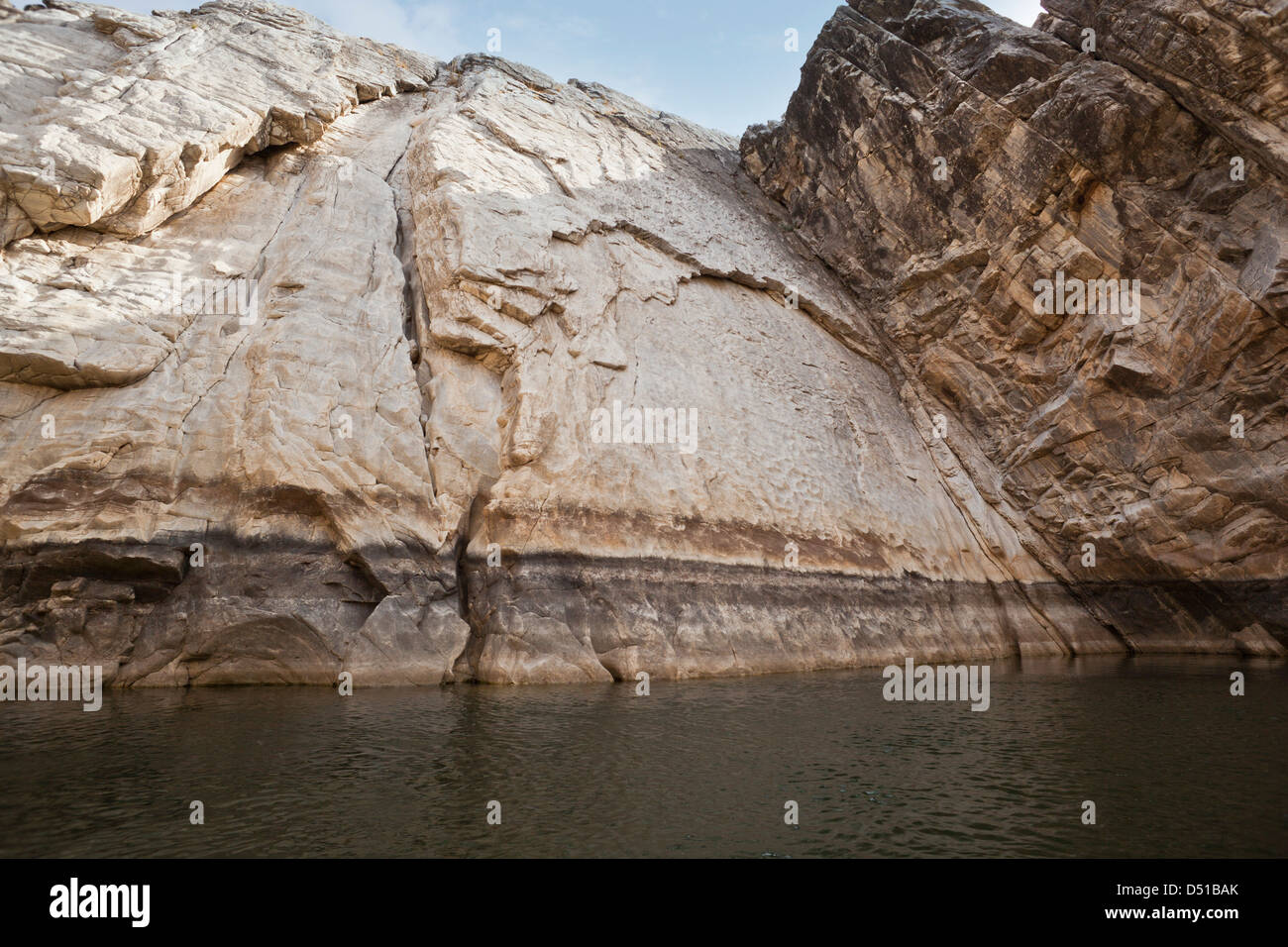 Marble rocks alongside Narmada River, Bhedaghat, Jabalpur District ...