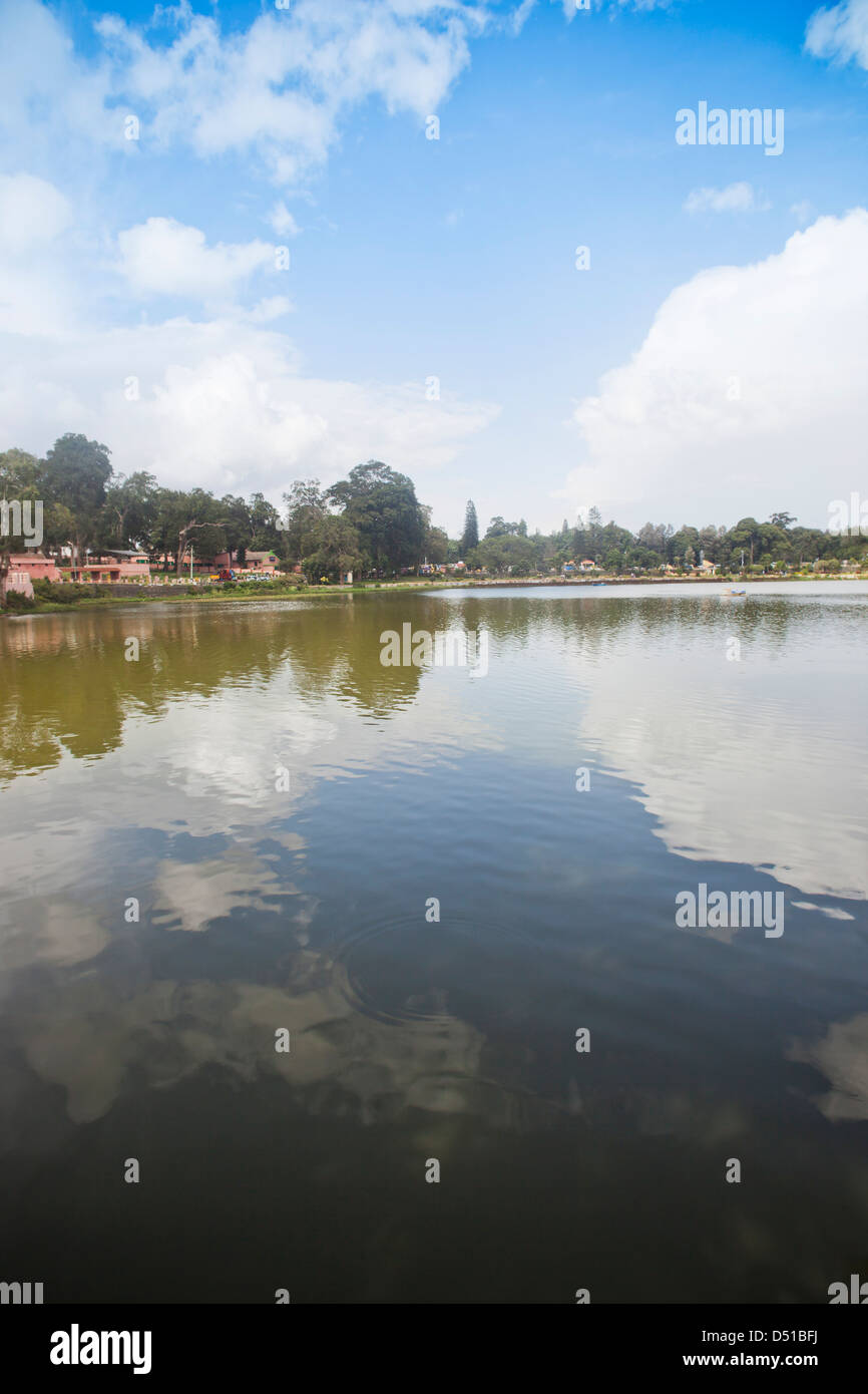 View of the Yercaud Lake, Yercaud, Tamil Nadu, India Stock Photo - Alamy