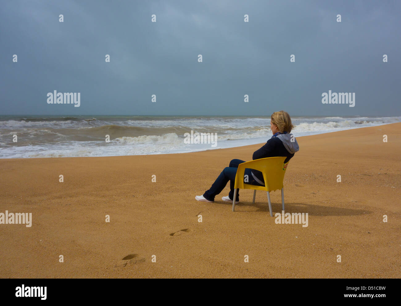 Deep thoughtful look hi-res stock photography and images - Alamy